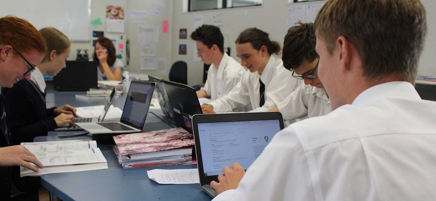 The Cambridge Curriculum - Huanui College